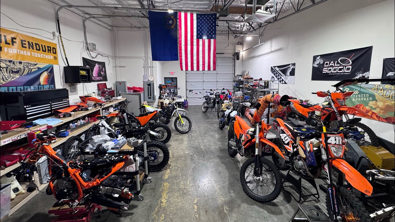 TACO MOTO DREAM-BIKE FACTORY SHOP TOUR ⚡️🌮⚡️ - YouTube