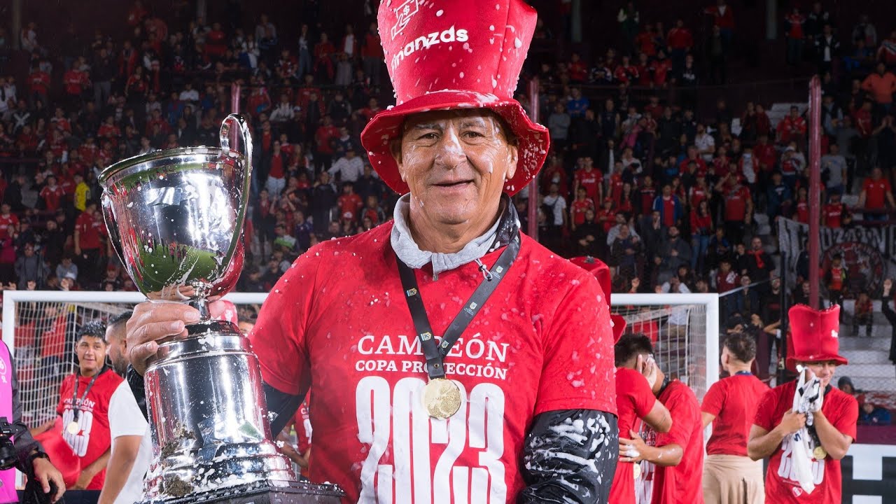 Monzón: "Mi sueño es verlos jugar en Primera y que honren la camiseta ...