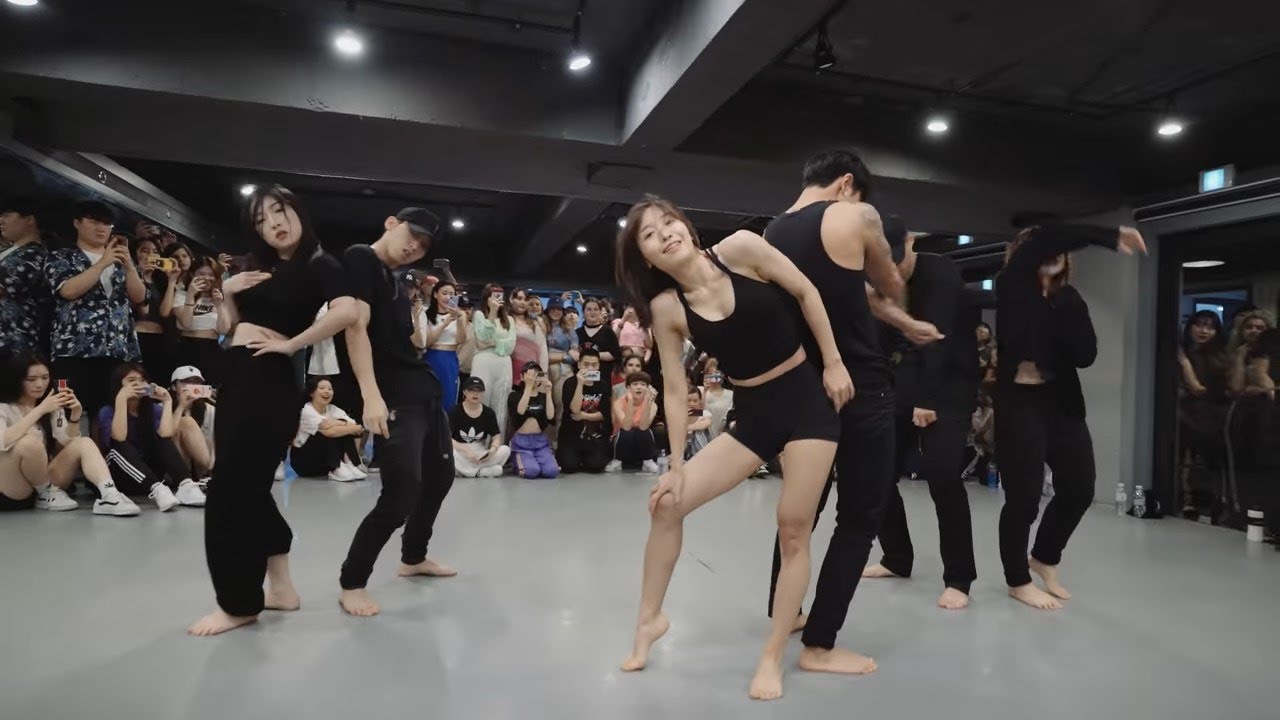 Shawn Mendes, Camila Cabello Señorita May J Lee X Austin Pak ...