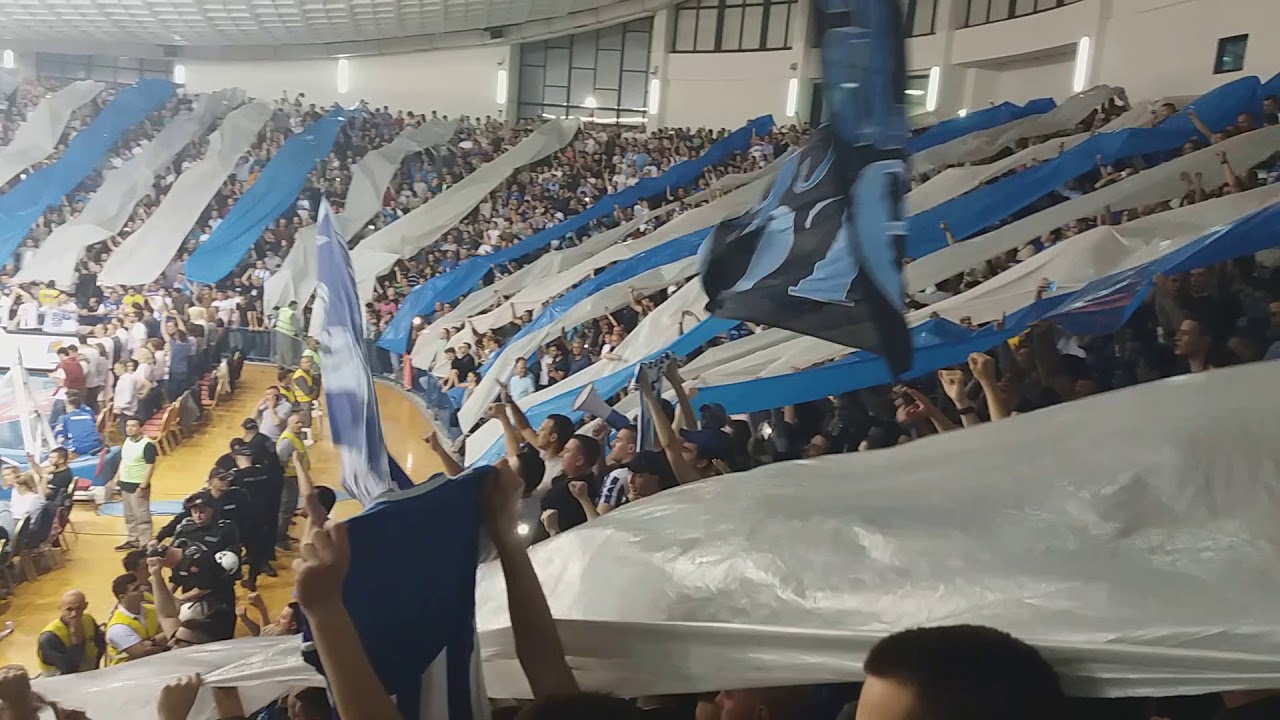 Varvari & Božo Bulatović ( Podgorice stara damo ) Budućnost - Zvezda ...