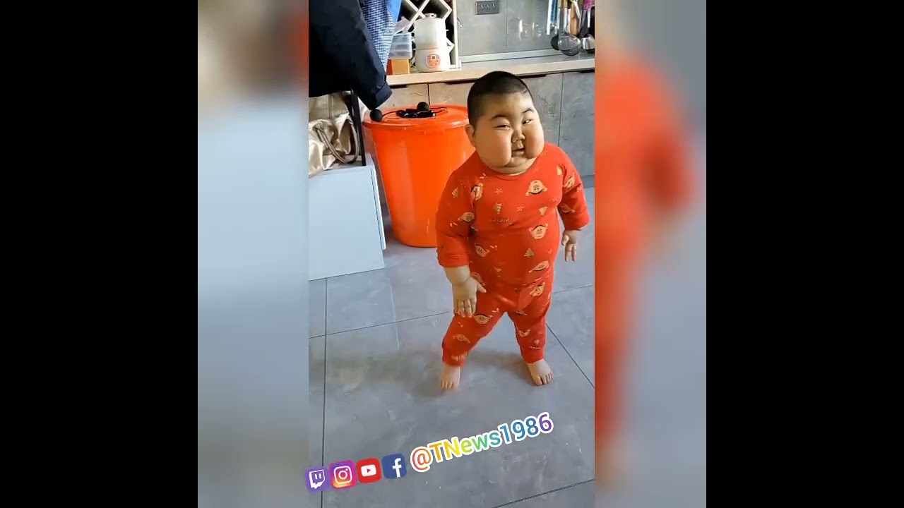 Fat Chinese Kid Dancing