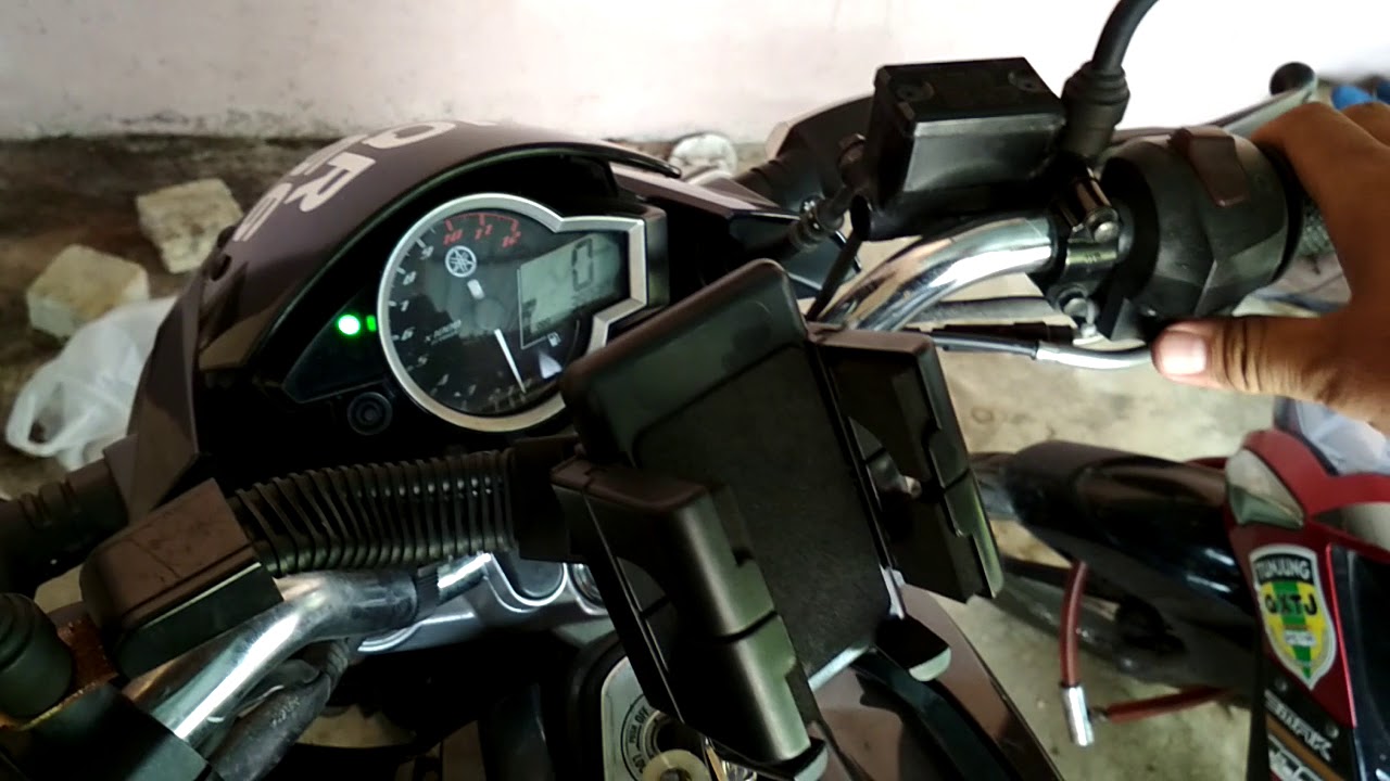 FZ150i : Out Of Battery - YouTube