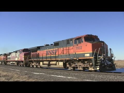 BNSF 1102 East, Near Polo, Illinois on 1-2-2011 - YouTube