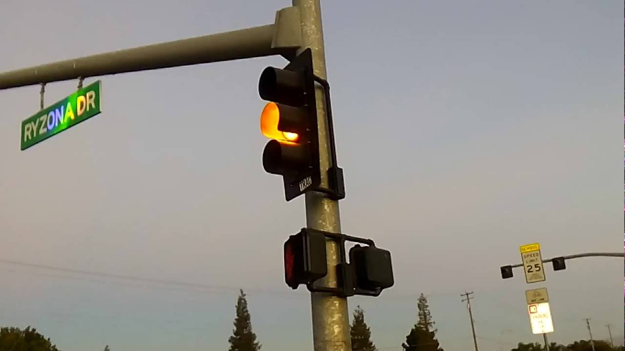 McCain Traffic Light and Crosswalk Pedestrian Signal - YouTube