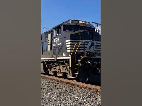 Ns 4515 with open door - YouTube