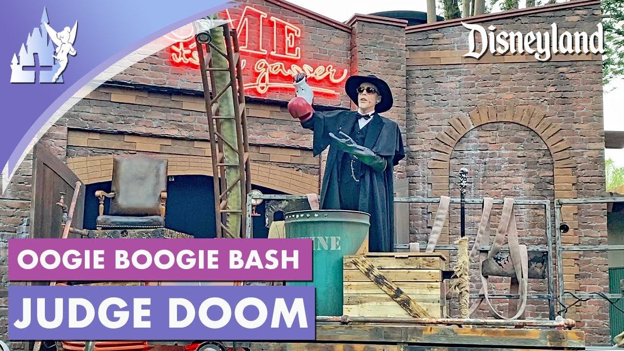 Judge Doom demonstrates what he does when he finds a Toon at Oogie ...