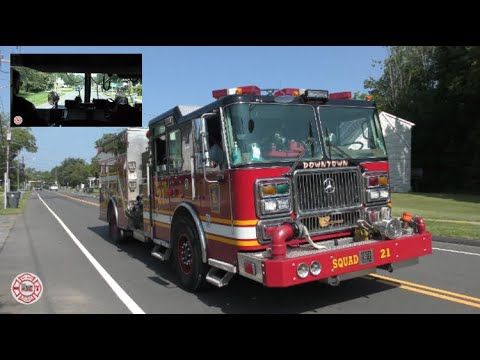Thompsonville Fire Department Squad 21 responding and riding to ...
