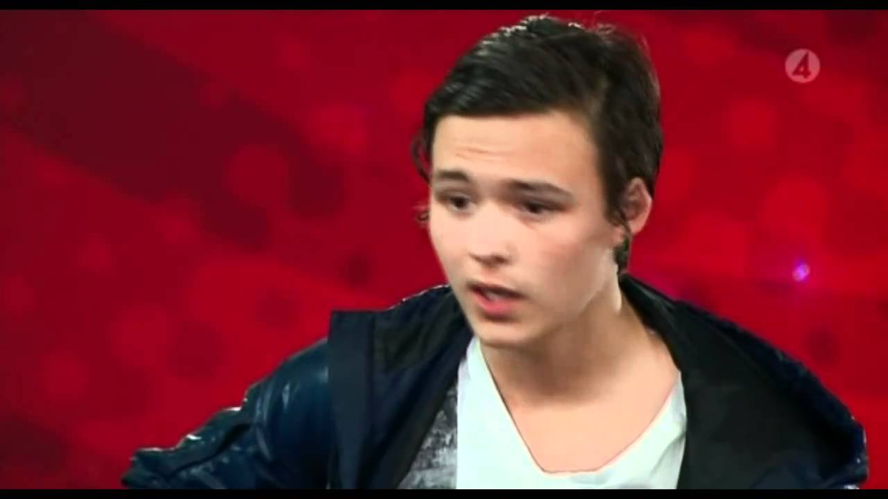 Idol 2010 - Jonathan Garcés - YouTube