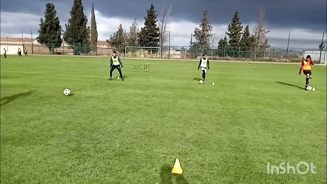 exercice de passe court et finition football U13 - YouTube