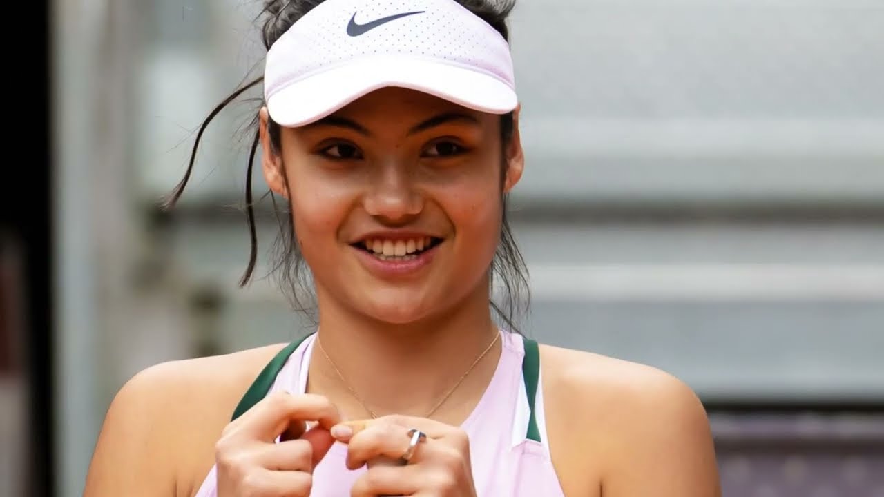 Bra-less Emma Raducanu Removed from BBC Coverage? Wimbledon Fans ...