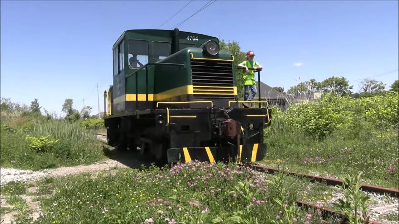 First train in two years - Old Colony & Newport Railway, Newport, RI ...