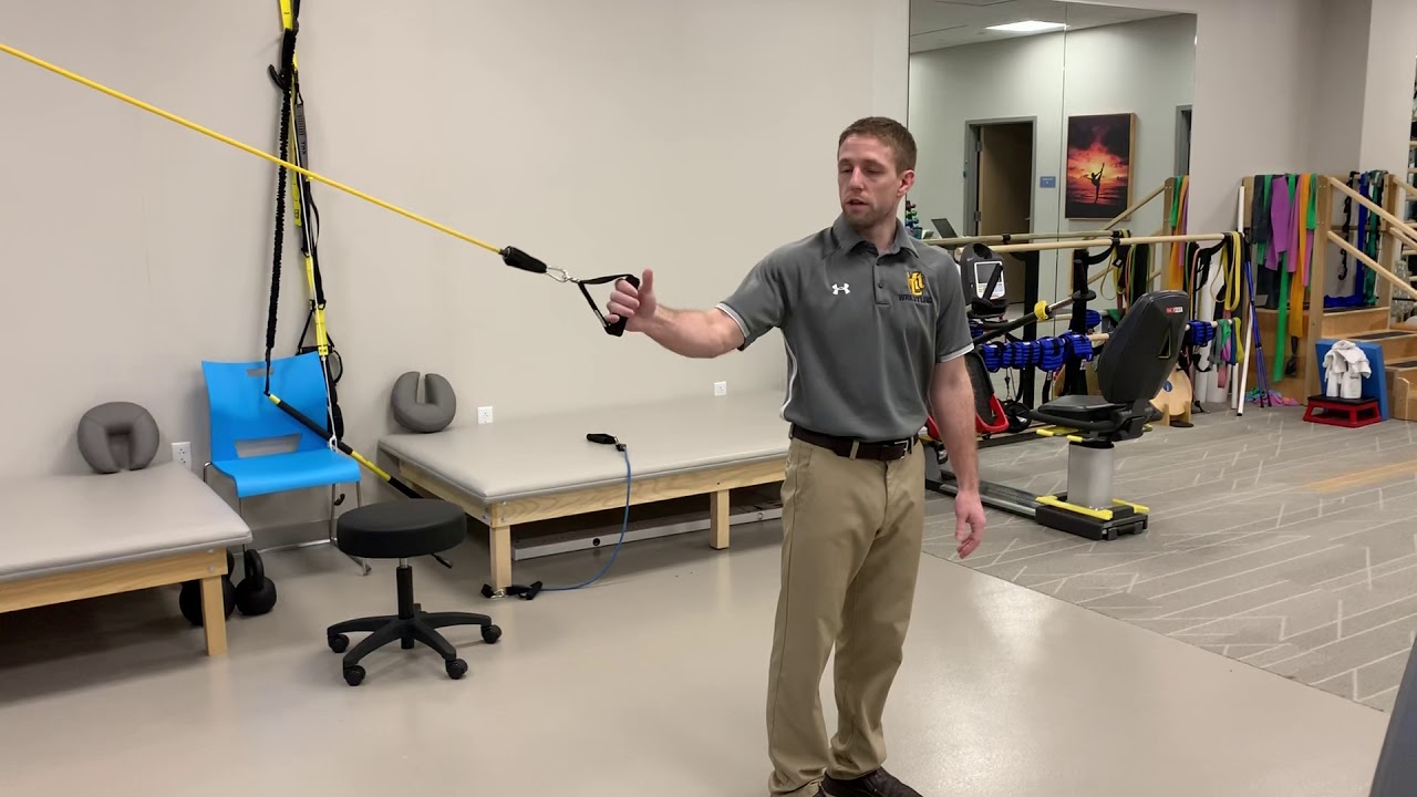 Band fly in a lunge - YouTube