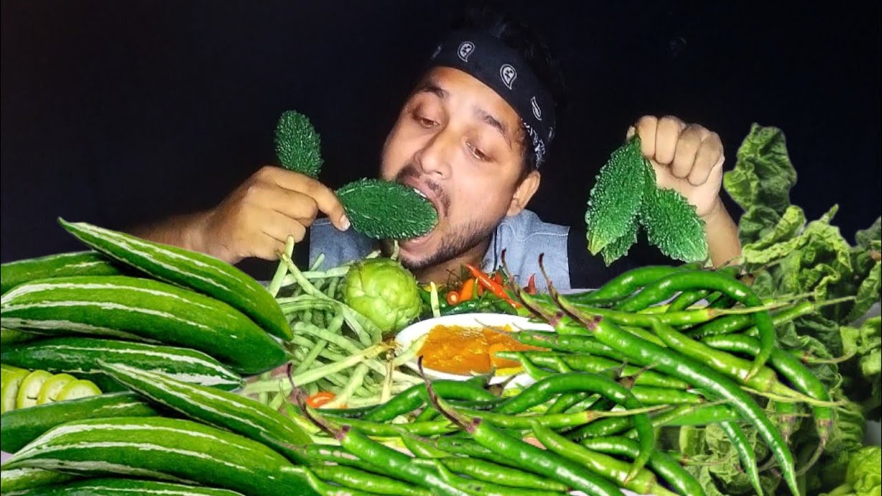 Raw organic vegetables Leaf eating #asmr #mukbang - YouTube