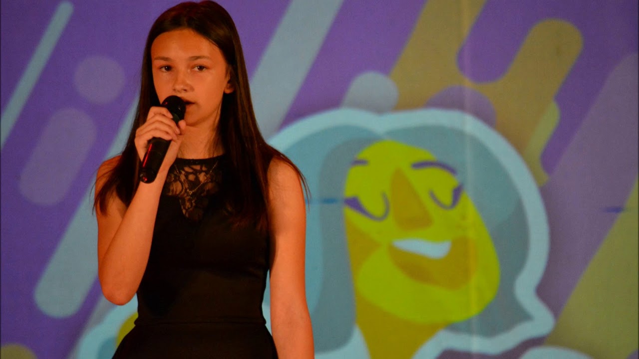 Maja Markiewicz - Między nami Antarktyda (cover) - YouTube