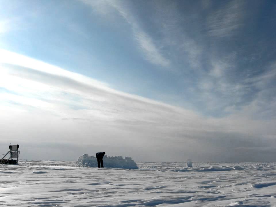 Digging in at Ross Ice Shelf - YouTube