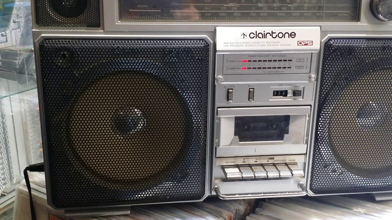 Clairtone model 7978 Gettoblaster traded into our Milton Ontario store ...