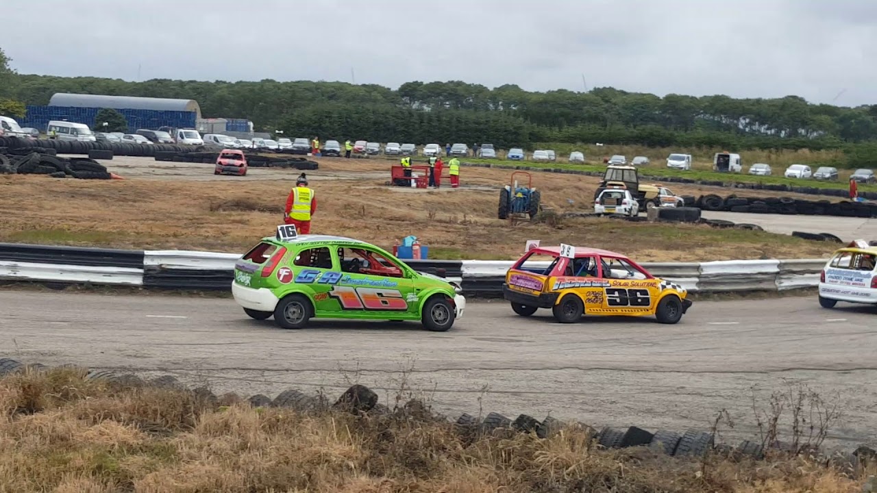 Crimond Raceway Hot Saloons August 26th 2018 race 2 - YouTube