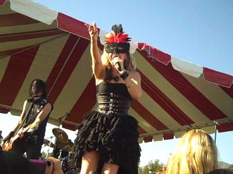 Berlin - Masquerade - YouTube