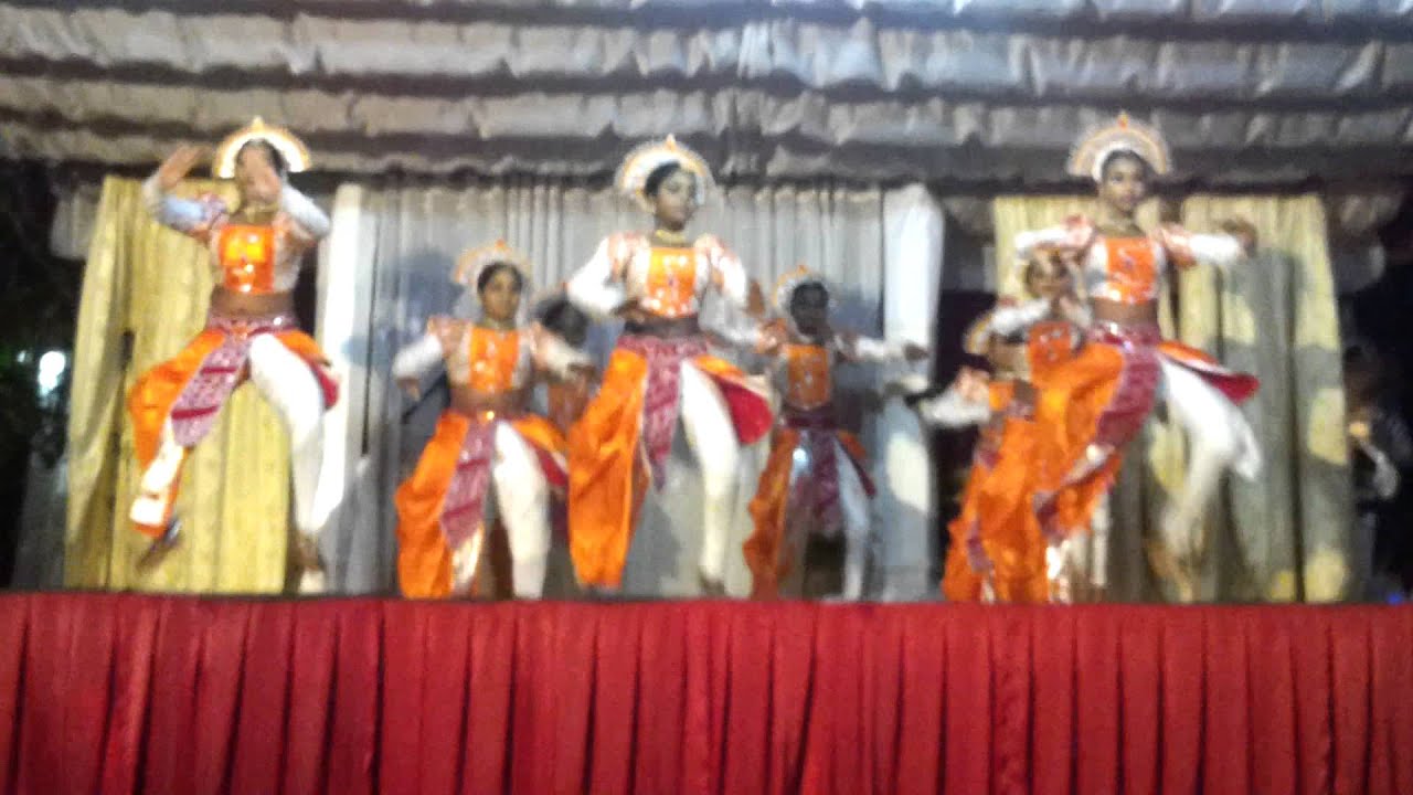 Pawara uthum puja dance - YouTube
