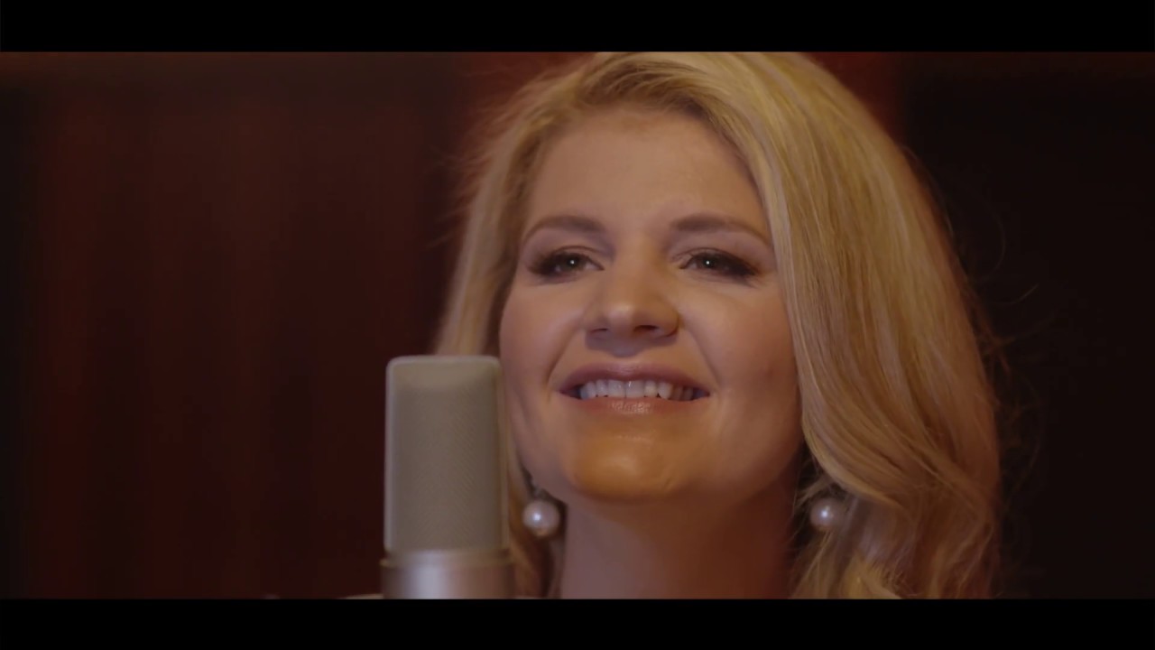 Morningtown Ride - Mirusia - YouTube