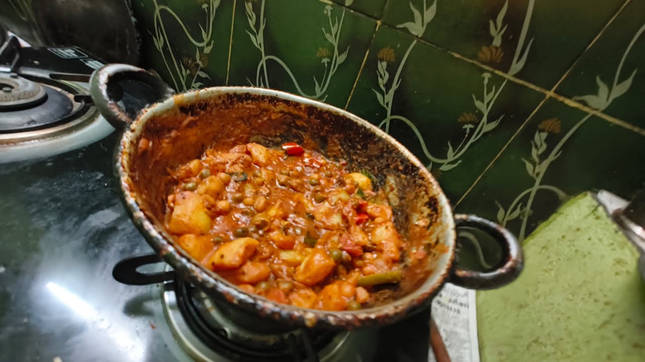 Kalyana Veedu potato gravy recipe #rajiworld #cooking - YouTube