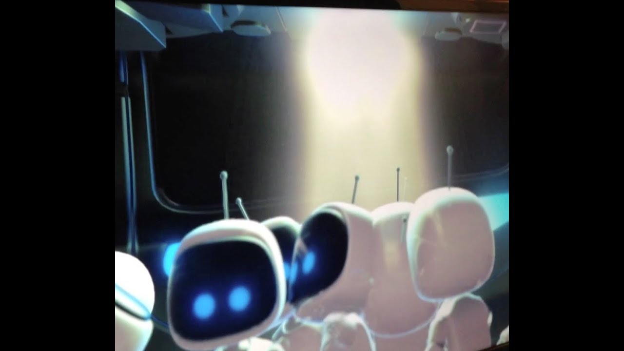 PS4 Playroom. Gamepad full of robots - YouTube