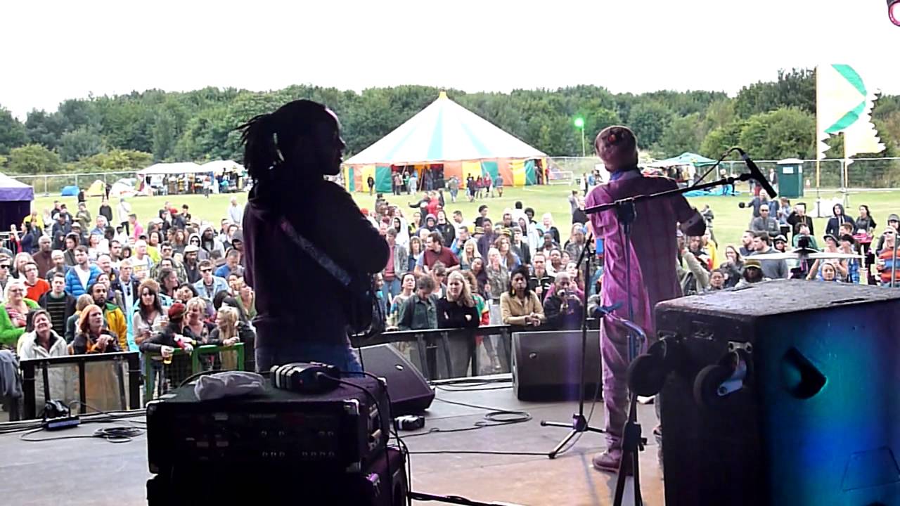 Ijahman Levi 'Jah Heavy Load' & "Moulding' live @ One Love festival ...