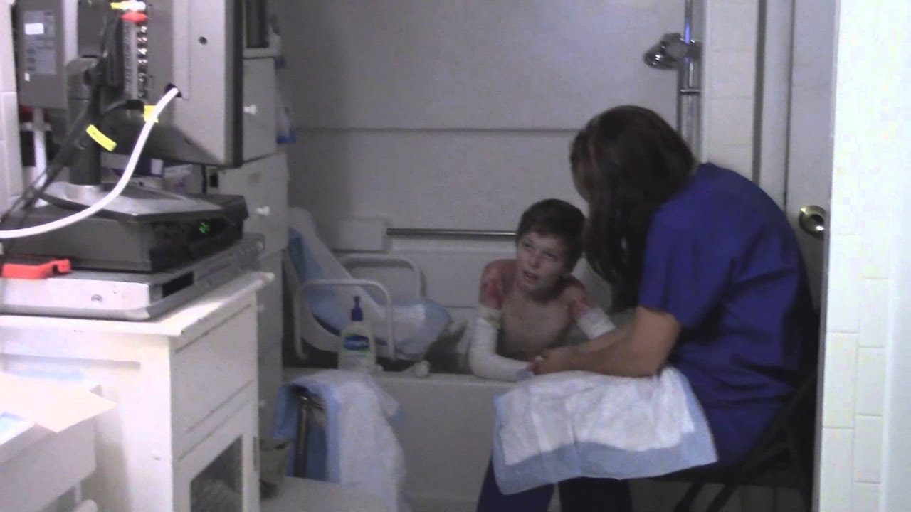 Epidermolysis Bullosa (EB): You Can Help! - YouTube