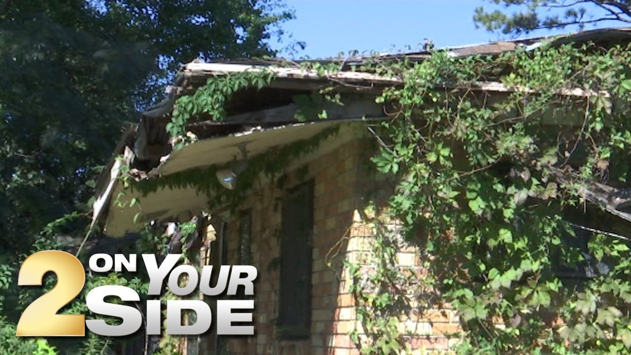Dilapidated house still sits in disarray, trial set for November - YouTube
