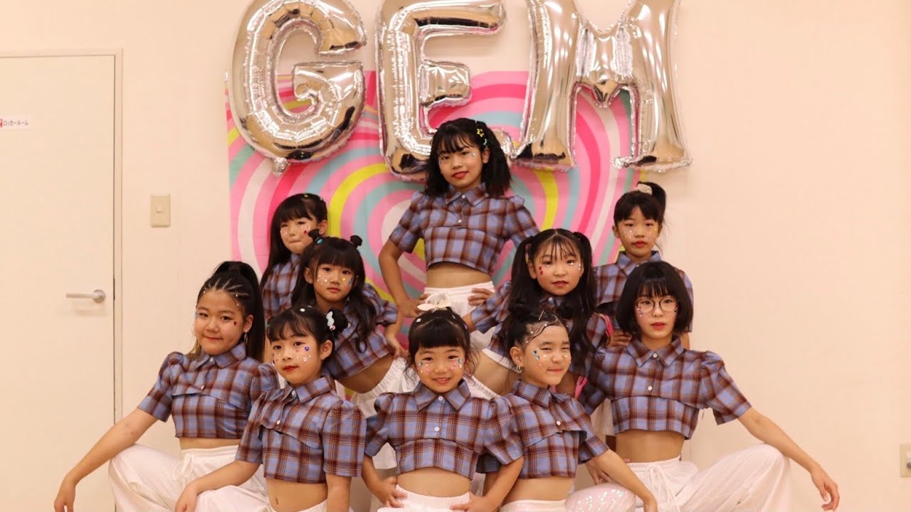 gem dance school*mini発表会*k-pop class - YouTube