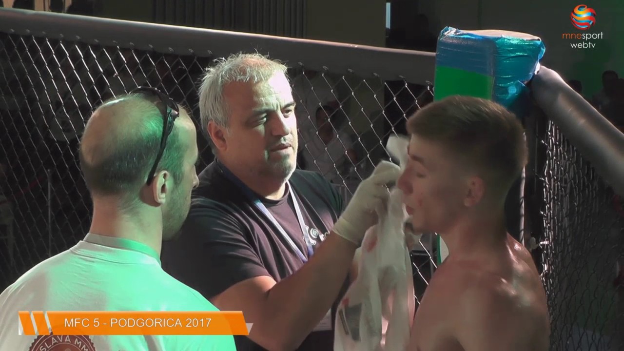 Milos Janicic vs Ivan Skoko - MFC V - YouTube