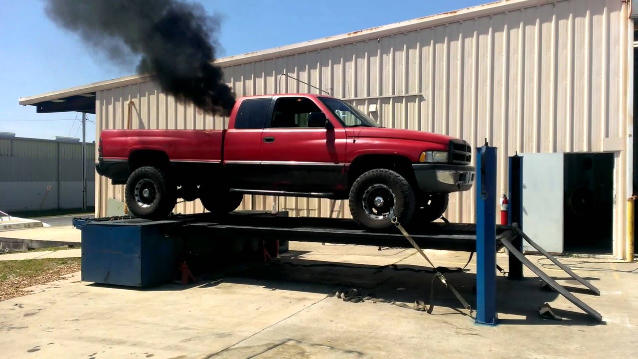12v Cummins 500 hp dyno run - YouTube