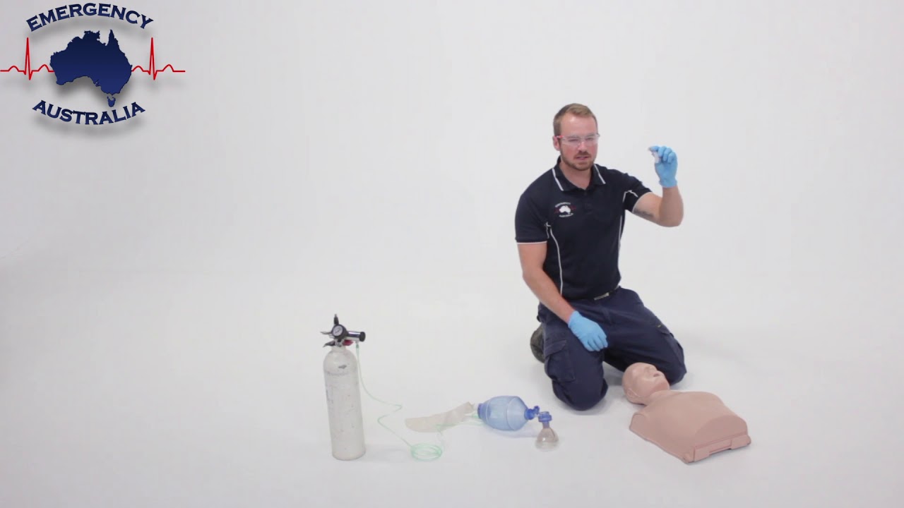 Inserting an oropharyngeal airway (OPA) (Emergency Australia) - YouTube