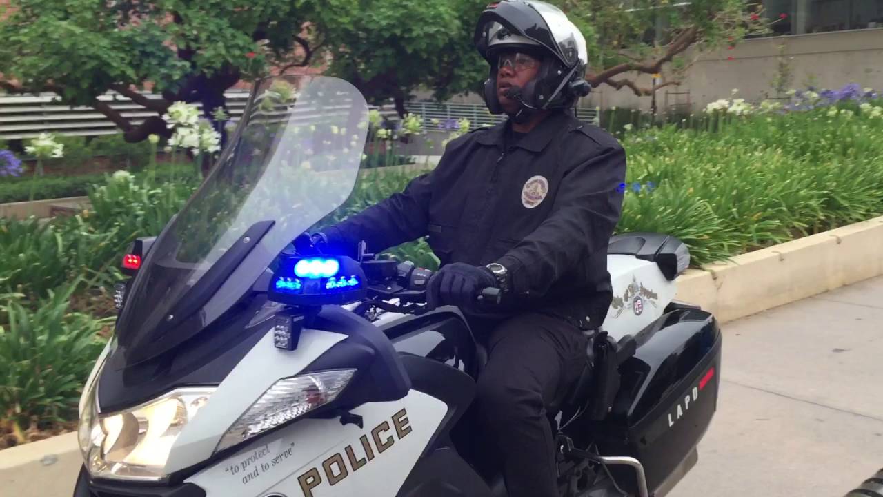 Major police response to active shooter call at UCLA - YouTube