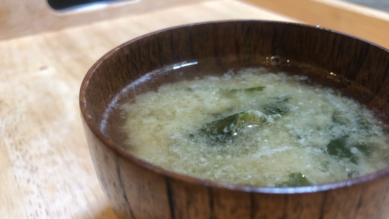 How to make miso soup with Tororo kelp and seaweed - YouTube