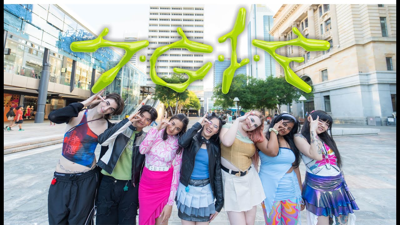 [DANCE IN PUBLIC] XG (Xtraordinary Girls) - 'TGIF' Dance Cover // AUSTRALIA // BUBBLE CREW - YouTube