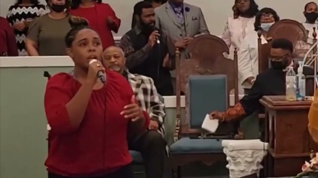 "Never Lost"| Delicia Battle - YouTube