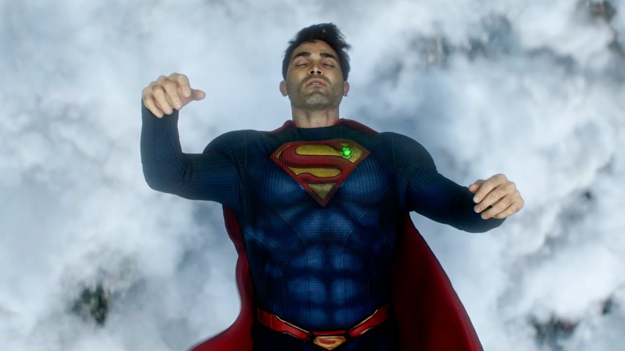 Superman VS Captain Luthor (First Fight) - Superman & Lois 1x01 - YouTube