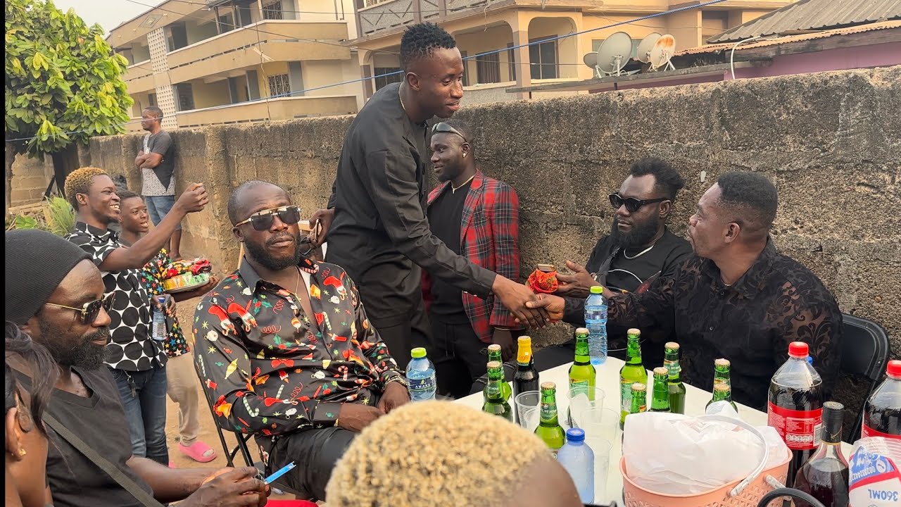Table Of Men💥Akabenezer And Team Show Level At Popular TikToker’s Mum’s ...
