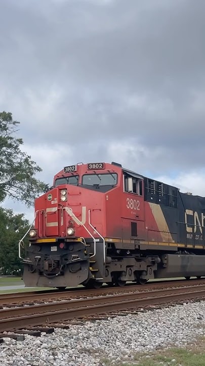 CN 3802 in Folkston GA - YouTube