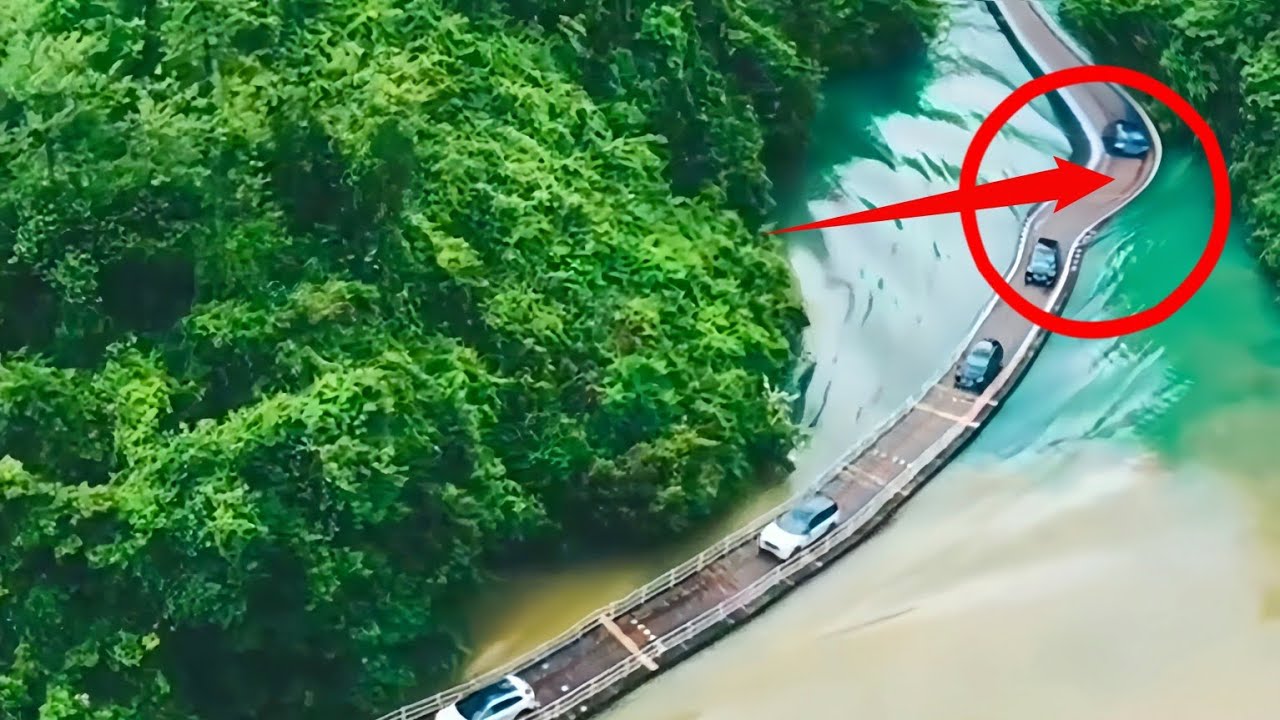 Exploring the Floating Bridge in Shiziguan Tourist Area, China ...