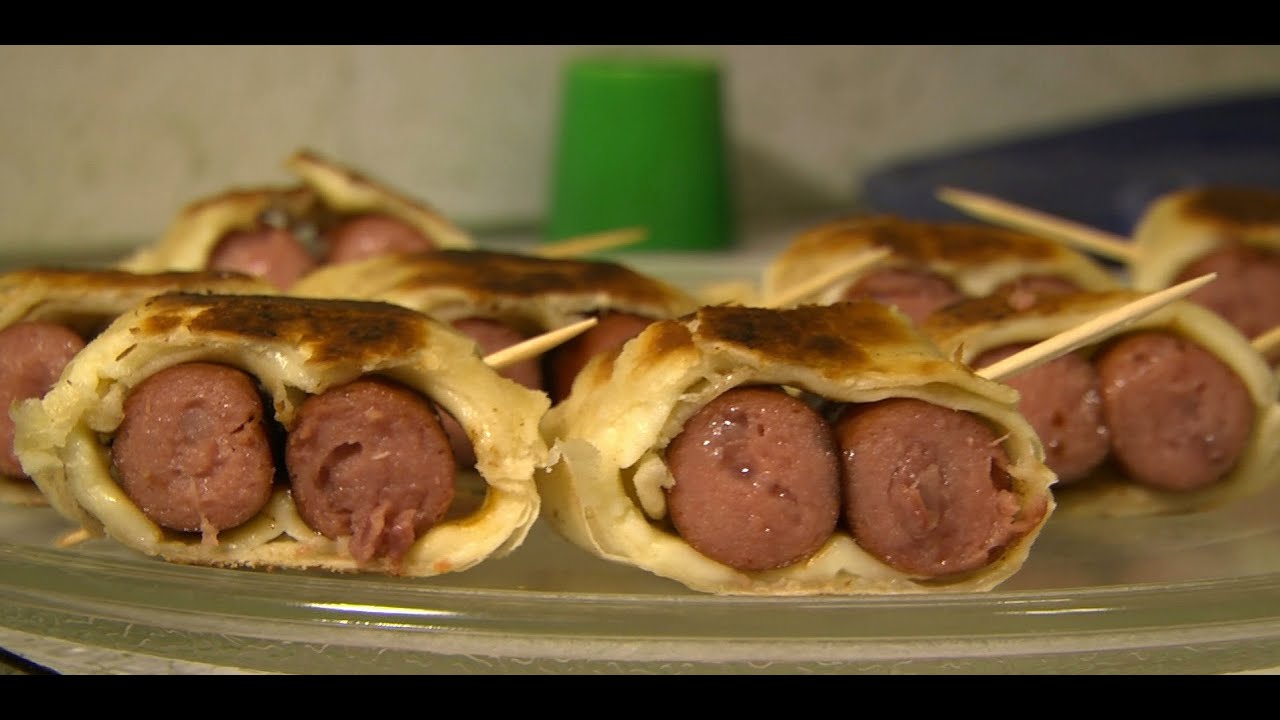 "Smoked Weenie Wraps" Trailer Park Hors d'oeuvres (Delicious Cooking ...