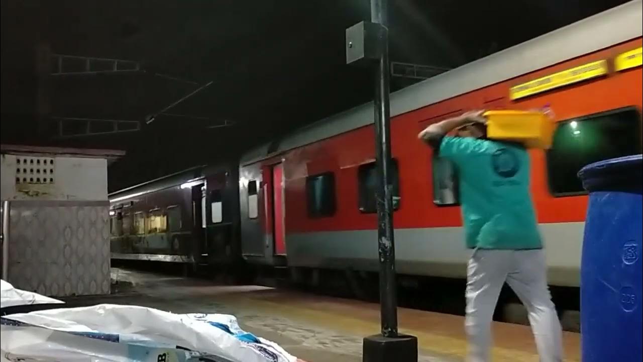 12615 Chennai Egmore - New Delhi Grand Trunk express with RPM HOG WAP 7 Arriving Gudur Junction ...