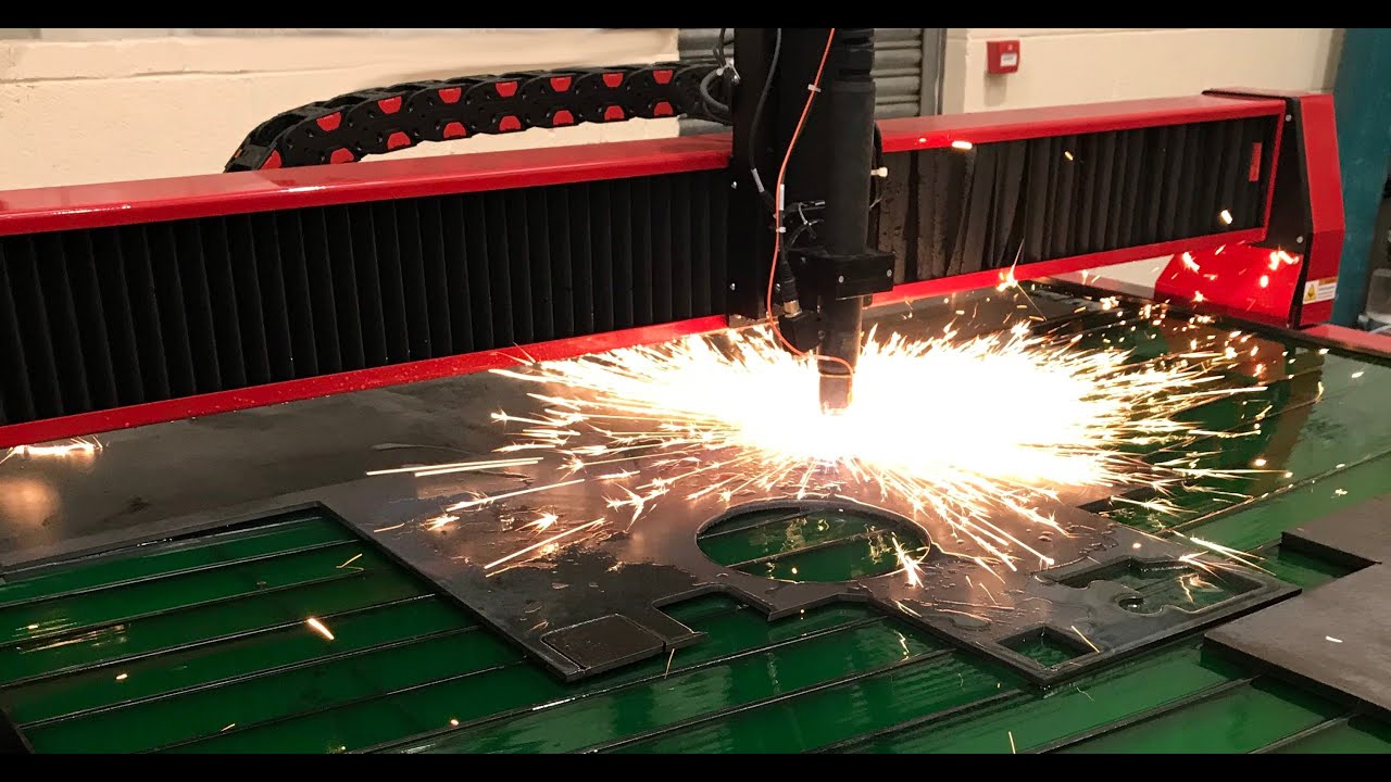 Lincoln Electric Linc-Cut plasma cutting machine - YouTube