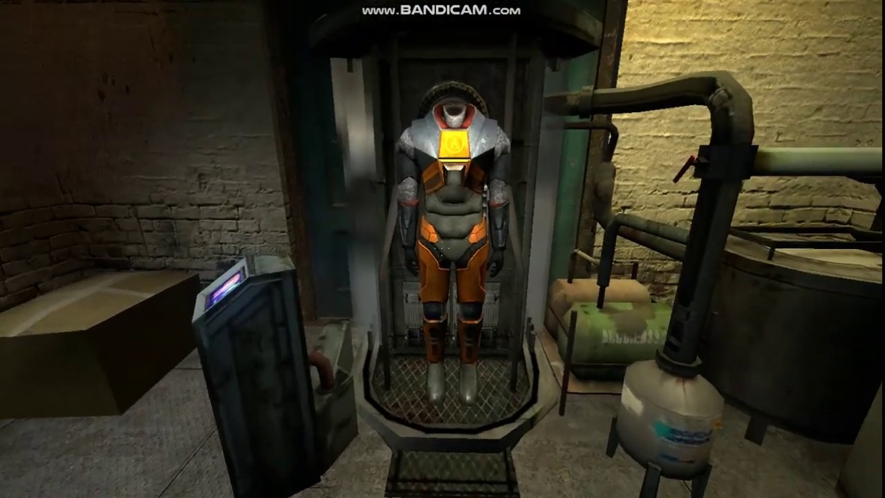 Half life 2 Gameplay #2 || Chapter 2 A Red Letter Day - YouTube