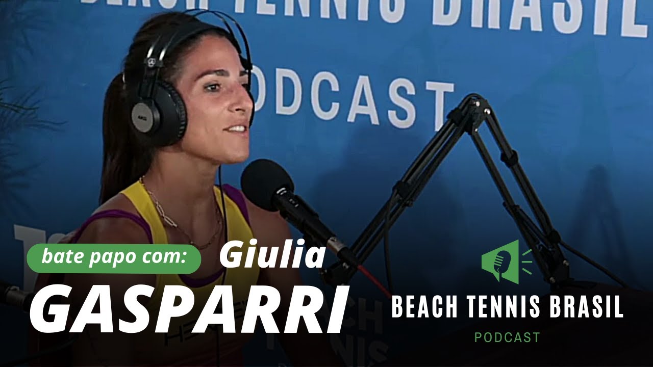 Giulia Gasparri no Follow the Beach Copacabana - Rio de Janeiro # ...