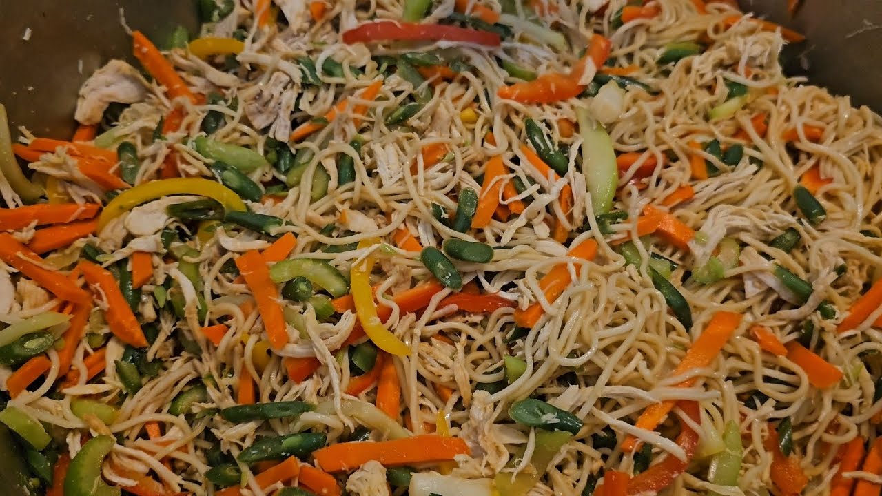 Chao mein estilo Chapin! Riquisimo! - YouTube