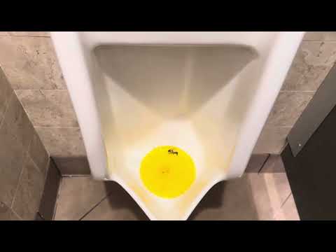 RaceTrac Men’s Restroom - YouTube