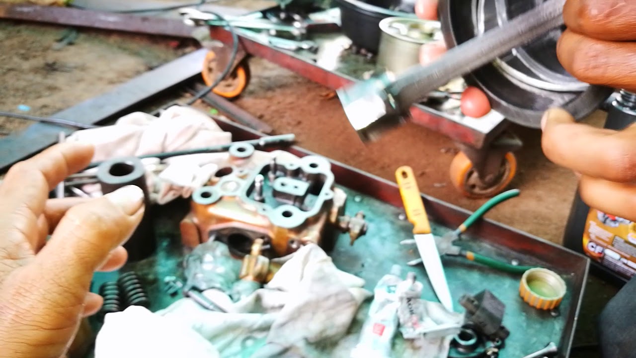 Show repairing machinery - YouTube