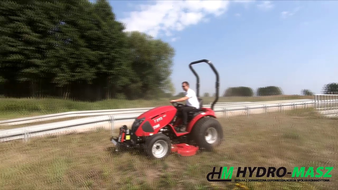 TYM T293 z kosiarką między osiową - idealny dla dużych powierzchni ...